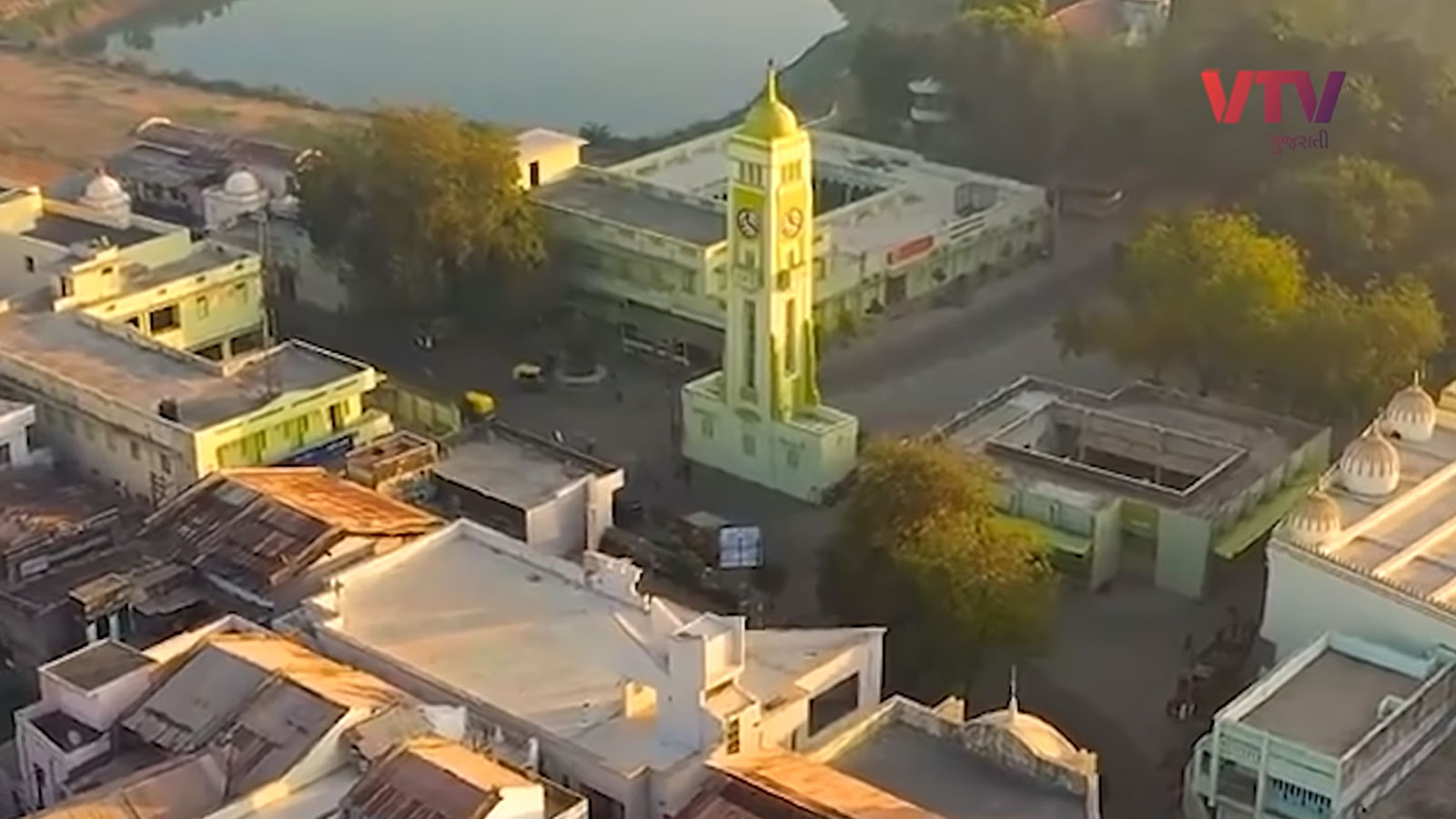 સ્માર્ટ વિલેજ: ગુજરાતના આ ગામના રસ્તાઓ ઉપર ટ્રેક્ટર-સાયકલો નહીં BMW અને ...