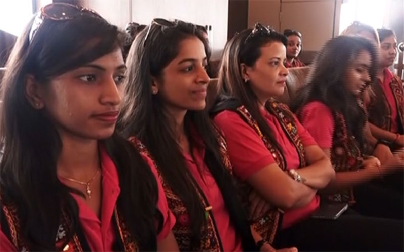 Surat girls will ride on bikes in India - VTV Gujarati | Gujarat's ...